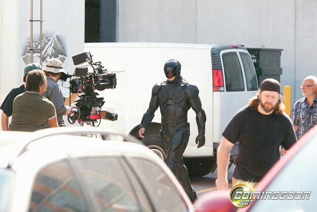 Robocop Synopsis and Photos